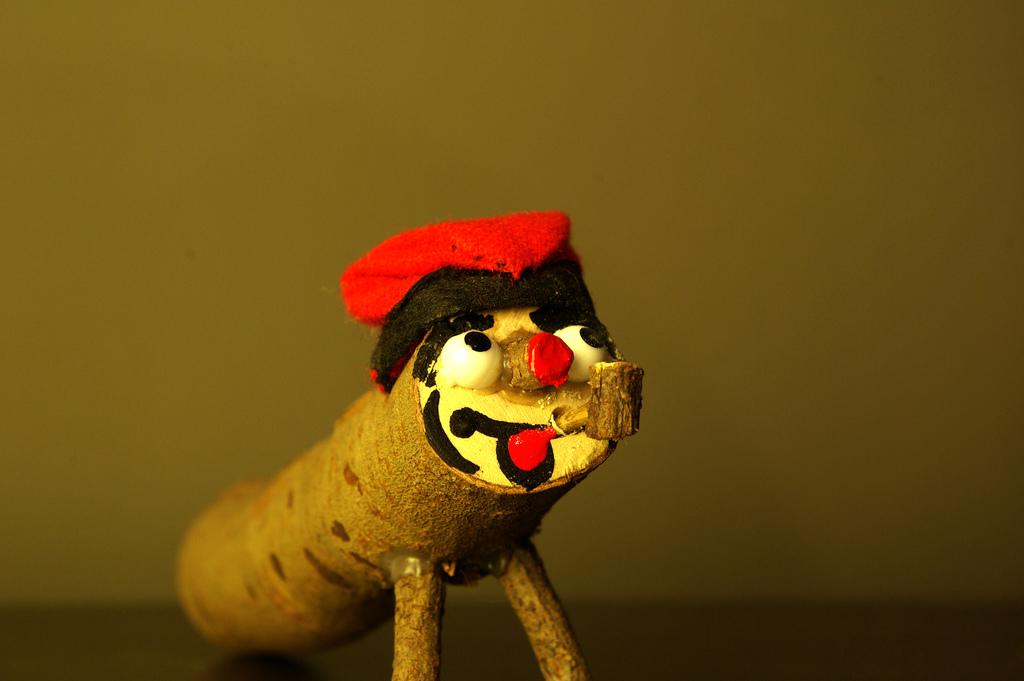 Feeding the poop log: A Catalan Christmas tradition