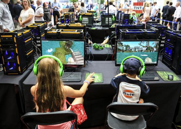 Microsoft is buying Minecraft for $2.5 billion, but Notch is leaving ...