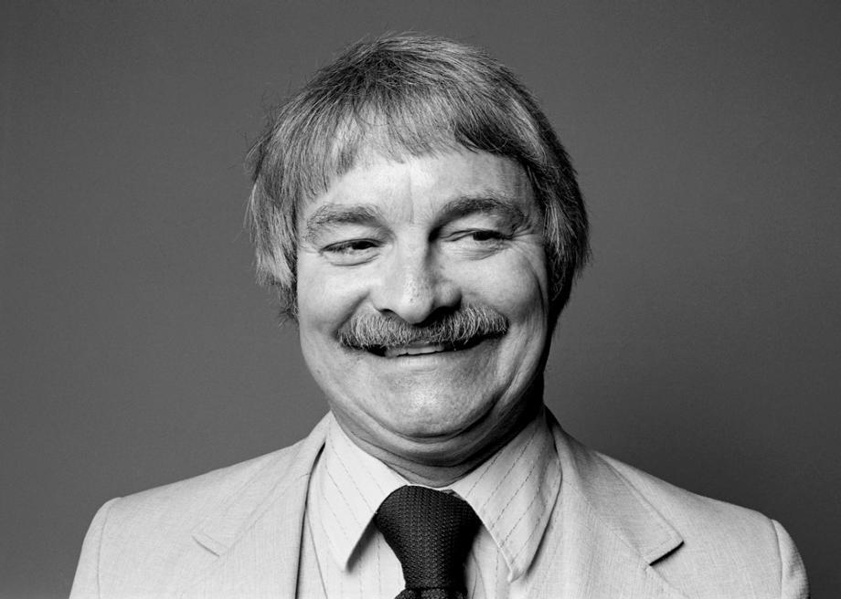 Michael Jang: "Summer Weather" documents weather reporter auditions ...