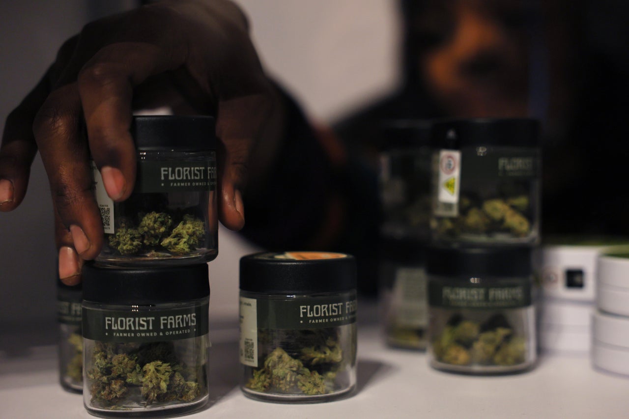 Legal Weed Arrives In Manhattan Today Heres What To Expect