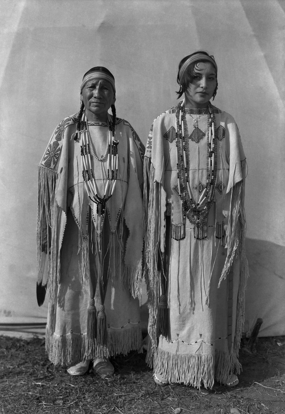 History of Native Americans in photography: Horace Poolaw's images of ...