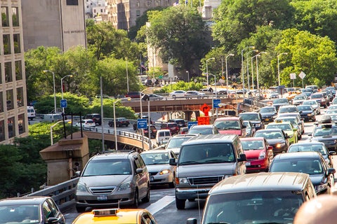 Driving to work: Why it’s psychologically difficult to switch to public ...