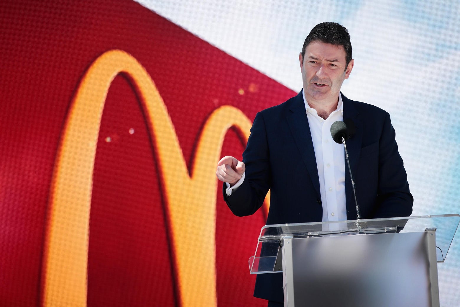 McDonald’s ousts CEO Easterbrook after relationship with employee.
