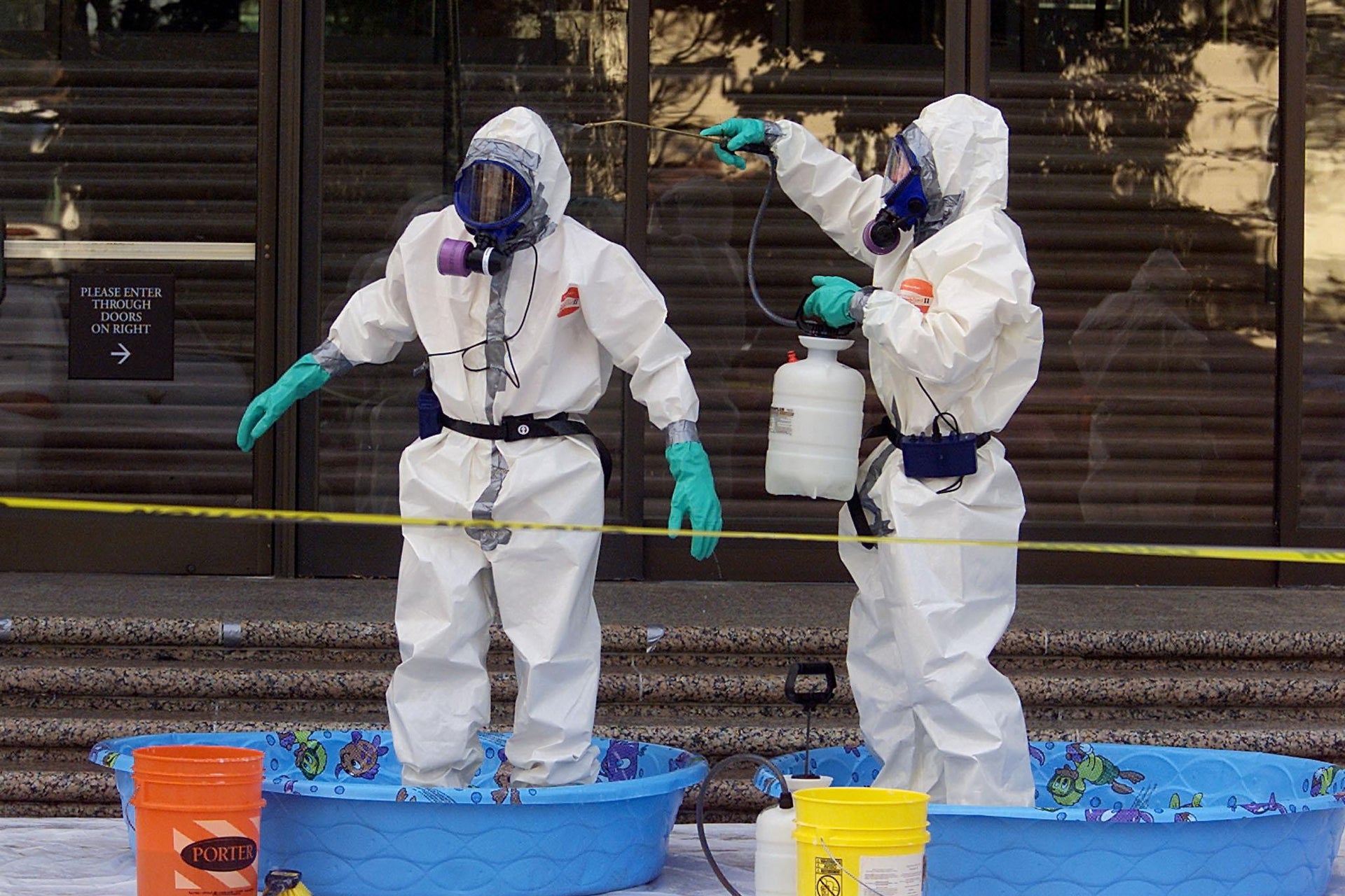 Anthrax attacks 2001: Poison panic after contaminated letters sent to ...