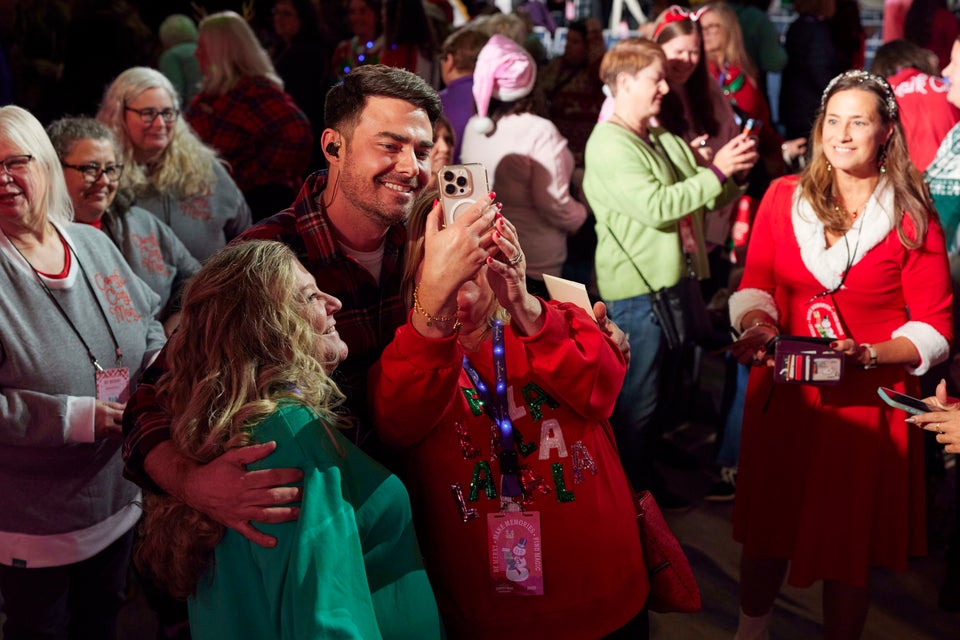 Hallmark Christmas movies: I traveled into the dark heart of this ...