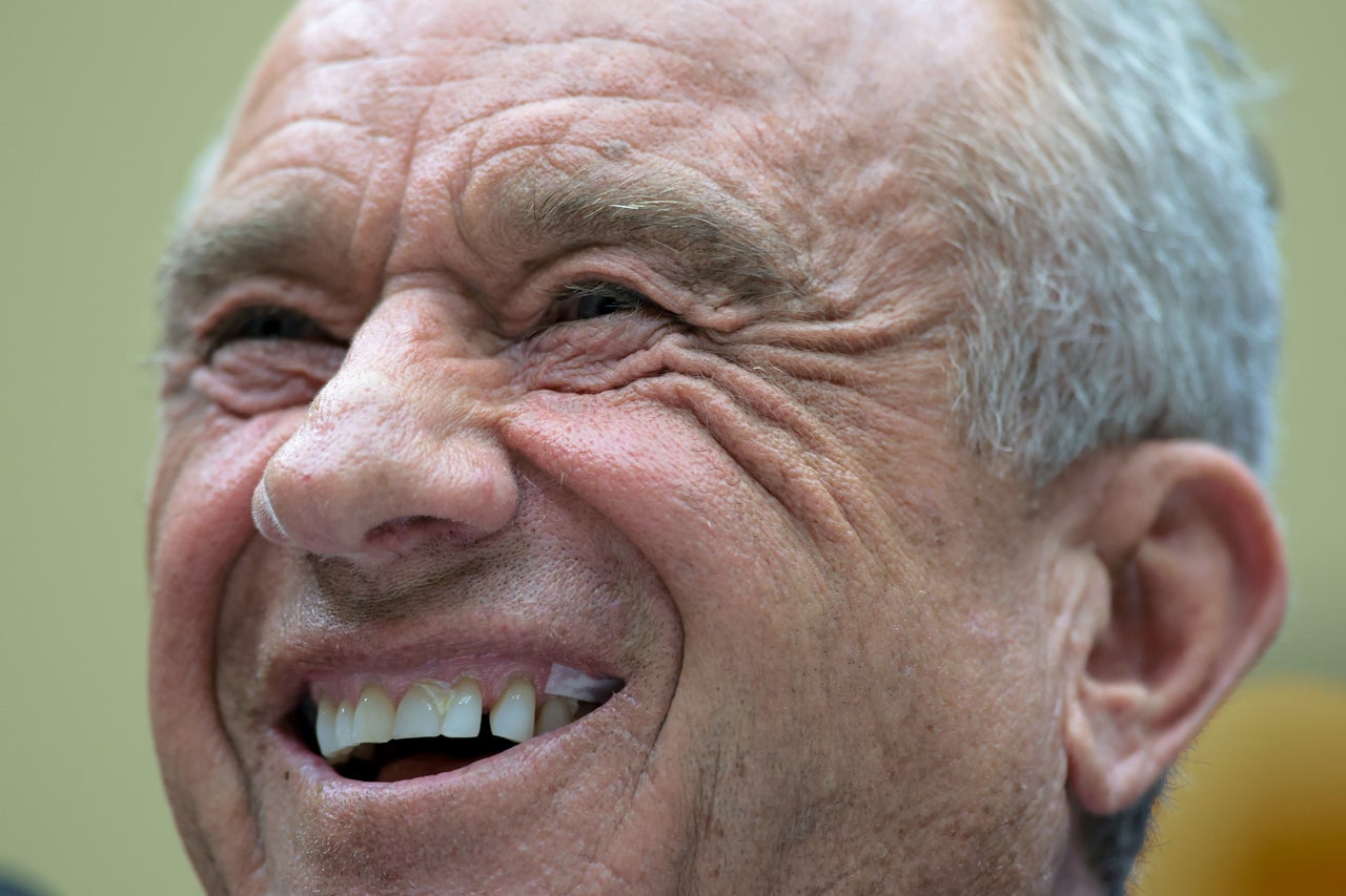 What’s going on with RFK Jr.’s teeth?