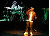 When good rappers collaborate with lame rockers.