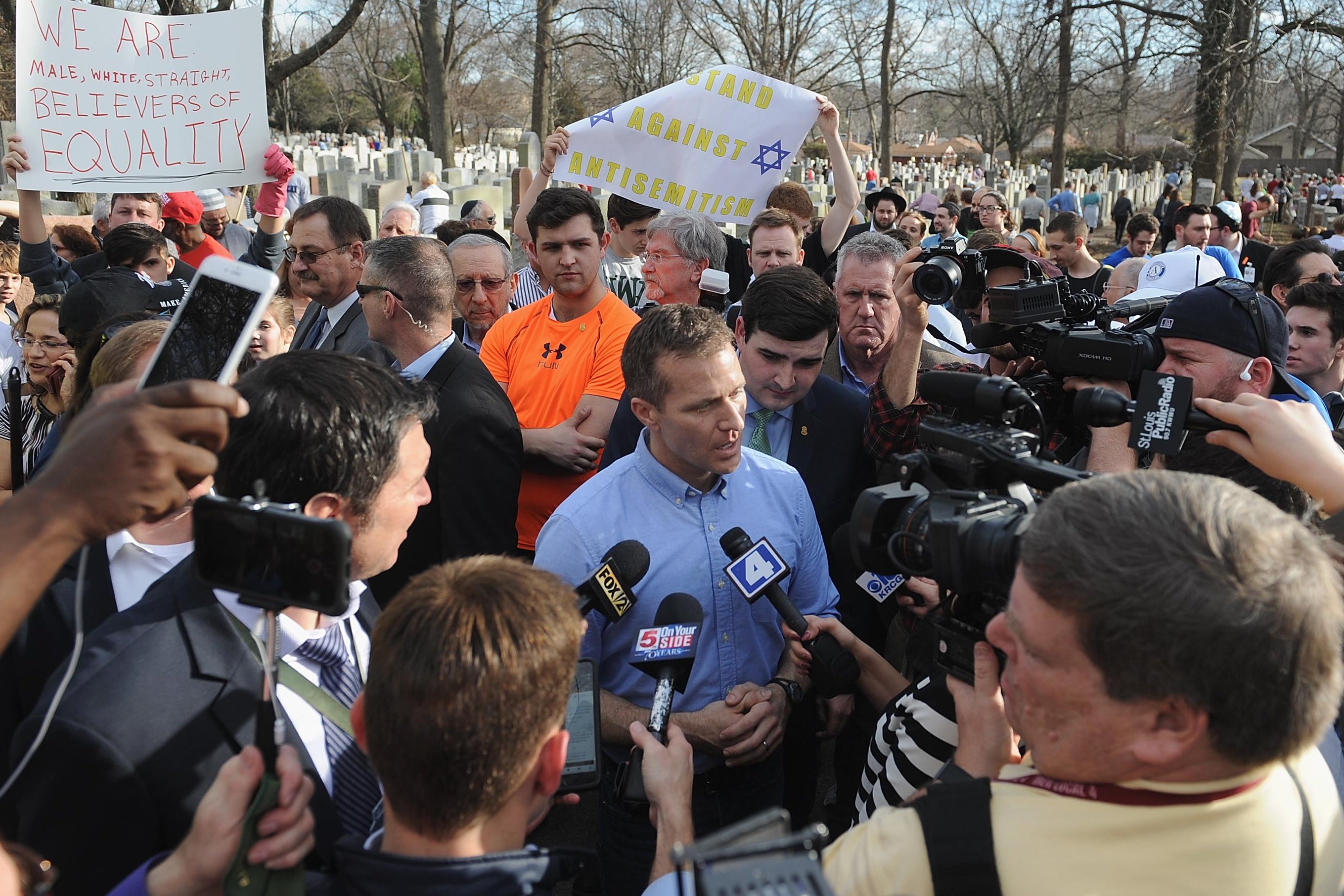 Missouri Gov. Eric Gretiens’ sex scandal could hand Claire McCaskill a ...