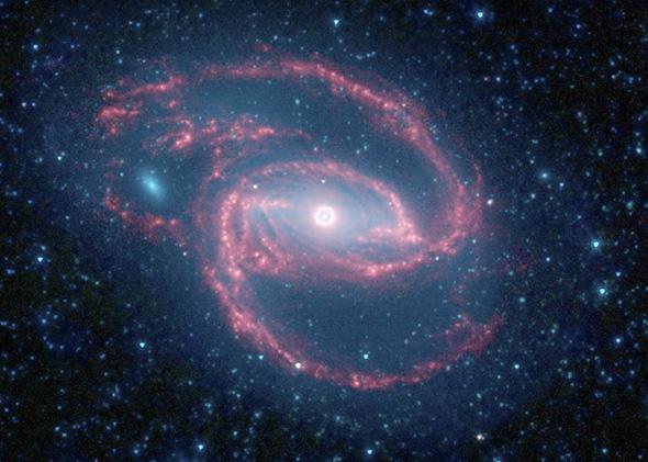 The giant eye of an infrared galaxy