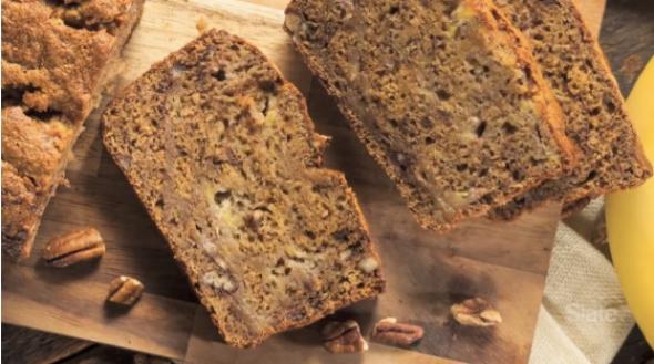Banana bread variations: chocolate, oatmeal, peanut butter, marzipan ...