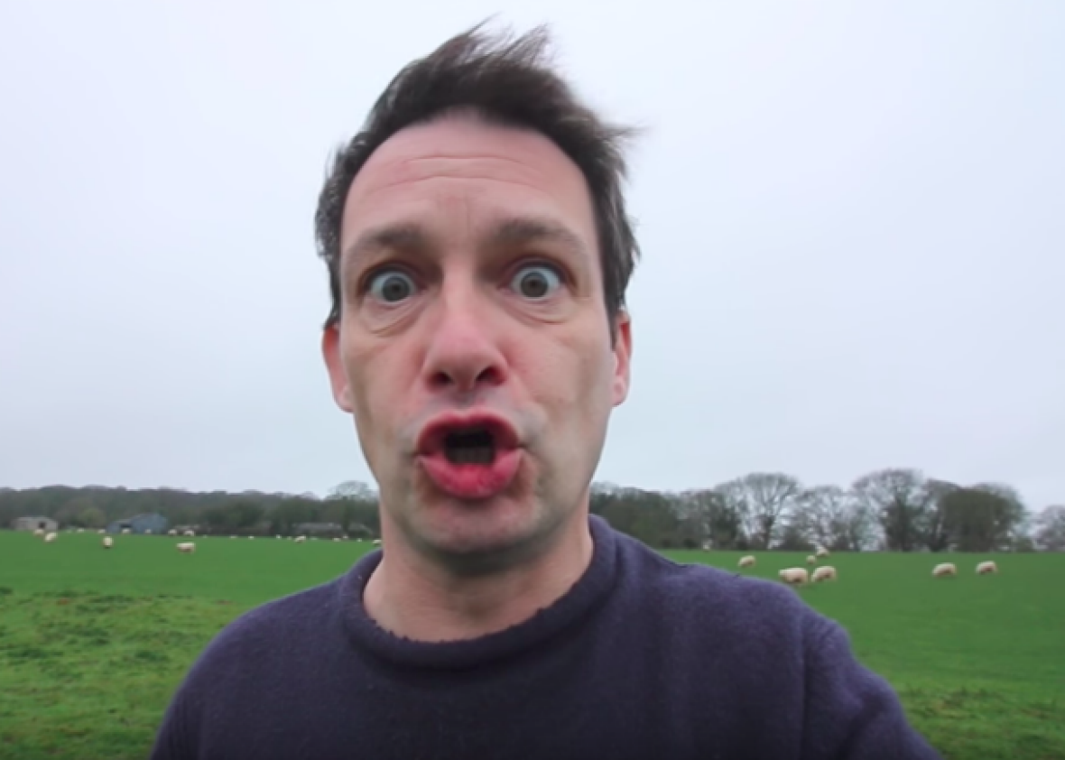 Deep Digger Dan is metal detecting the UK coastline (VIDEO).