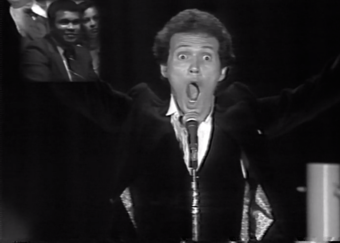 Billy Crystal performed an amazing tribute to Muhammad Ali at the boxer ...