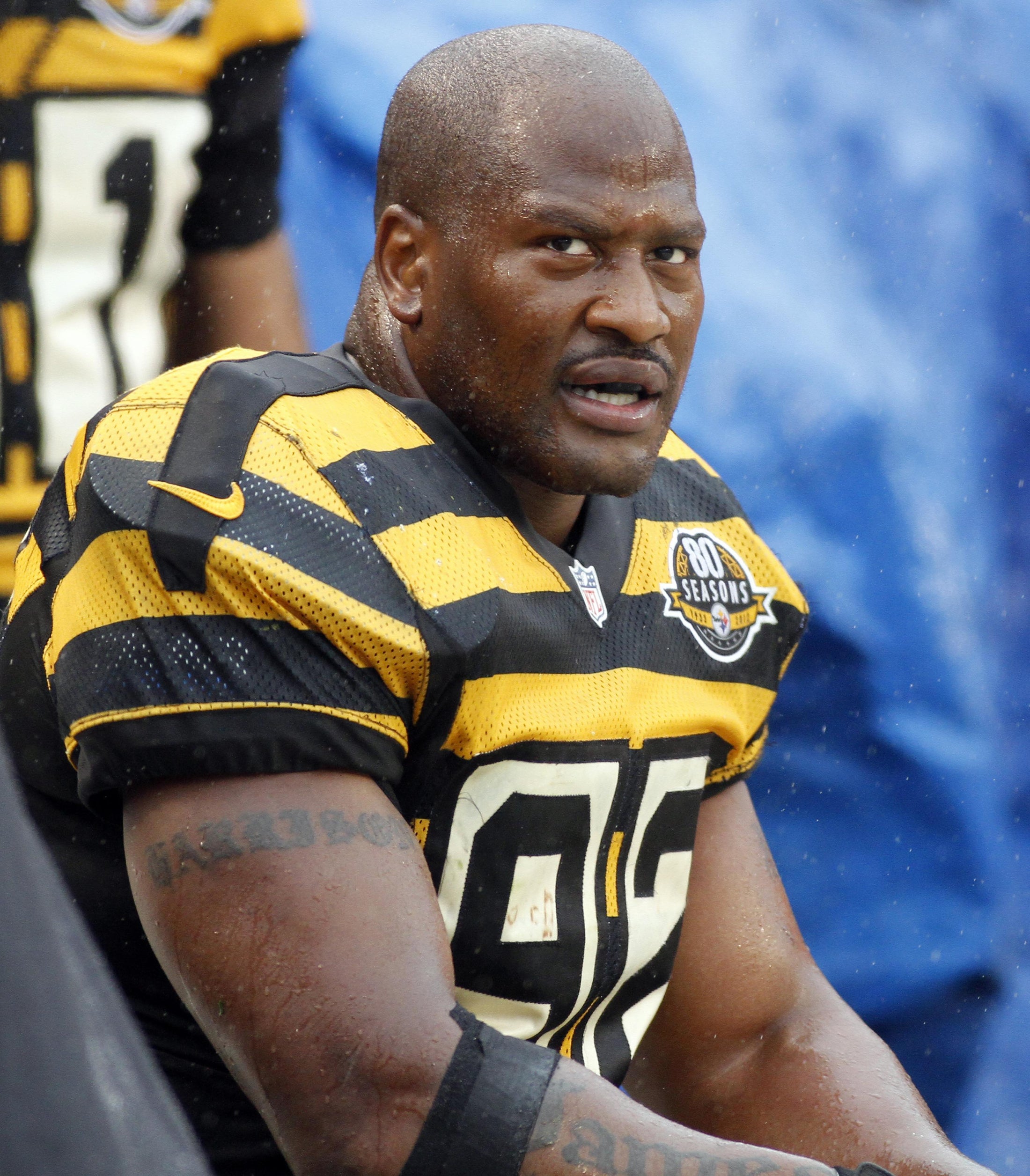 Steelers sign James Harrison: Should his 2008 domestic violence arrest still matter?