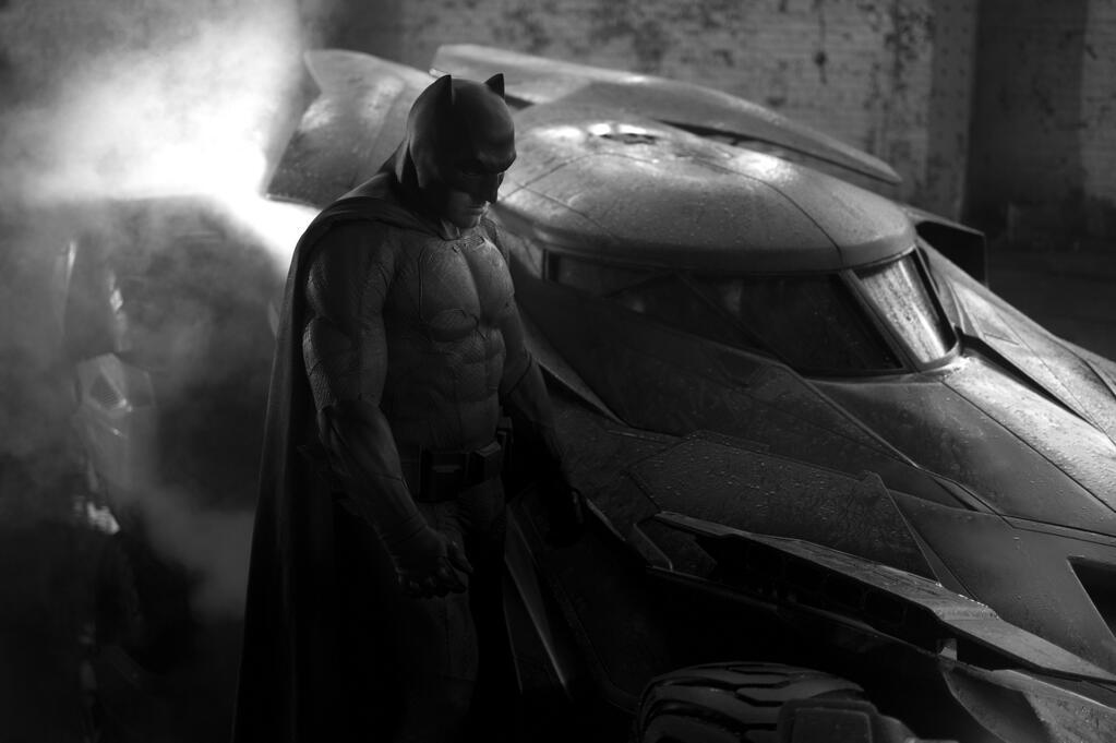 Ben Affleck as Batman: See the first image (PHOTO).