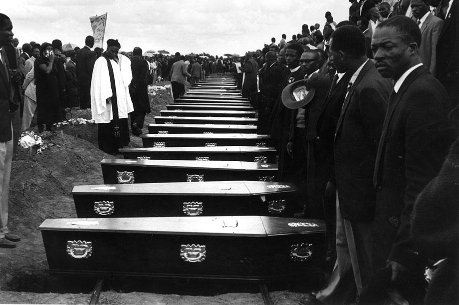 Nelson Mandela and apartheid: Rise and Fall of Apartheid examines the ...