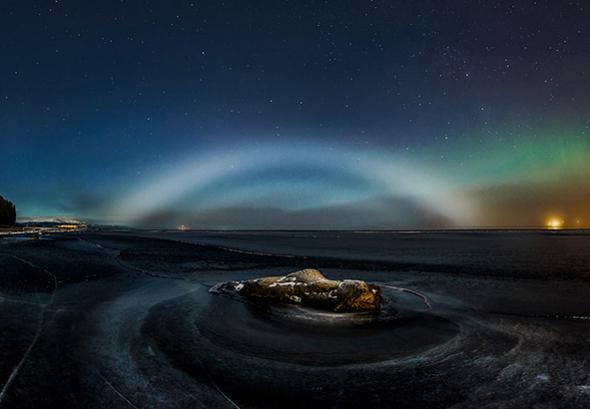 Göran Strand photo of a very rare lunar fogbow.