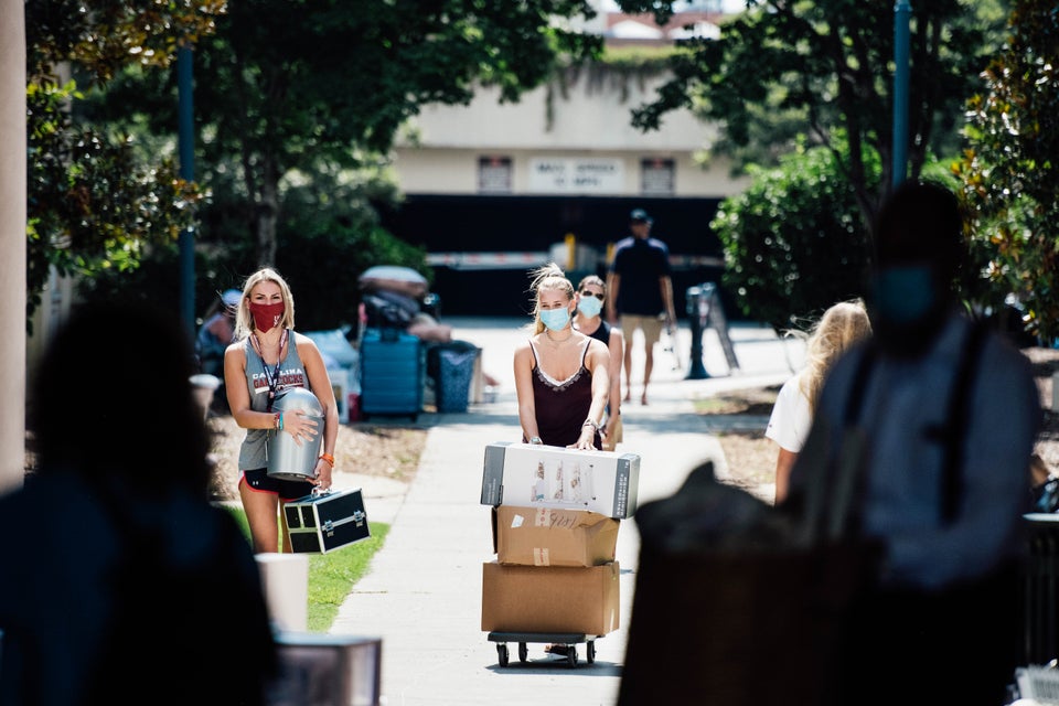 Inside the slow-moving disaster of students returning to campus.