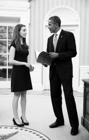 How does Fiona Reeves, the director of presidential correspondence, work?