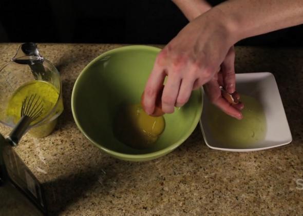 Saving broken mayonnaise: A recipe for emulsifying curdled oil and eggs ...