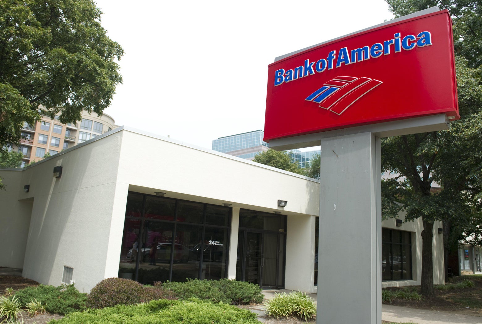 Bank of America debit-card-fee debacle: why more Americans should be ...