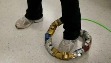 Robot snakes: Slithering electronics could soon be important to medical ...