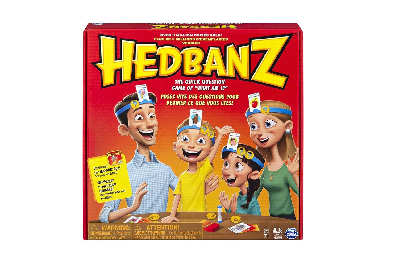 The best board games and apps to play during a pandemic.