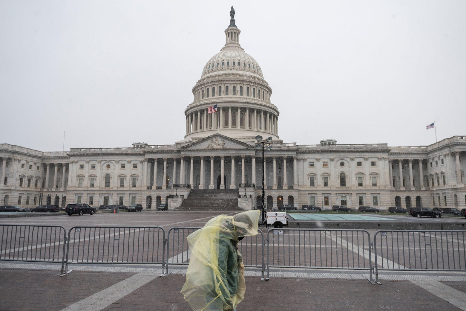 Congress avoids government shutdown amid deadlock over stimulus package.