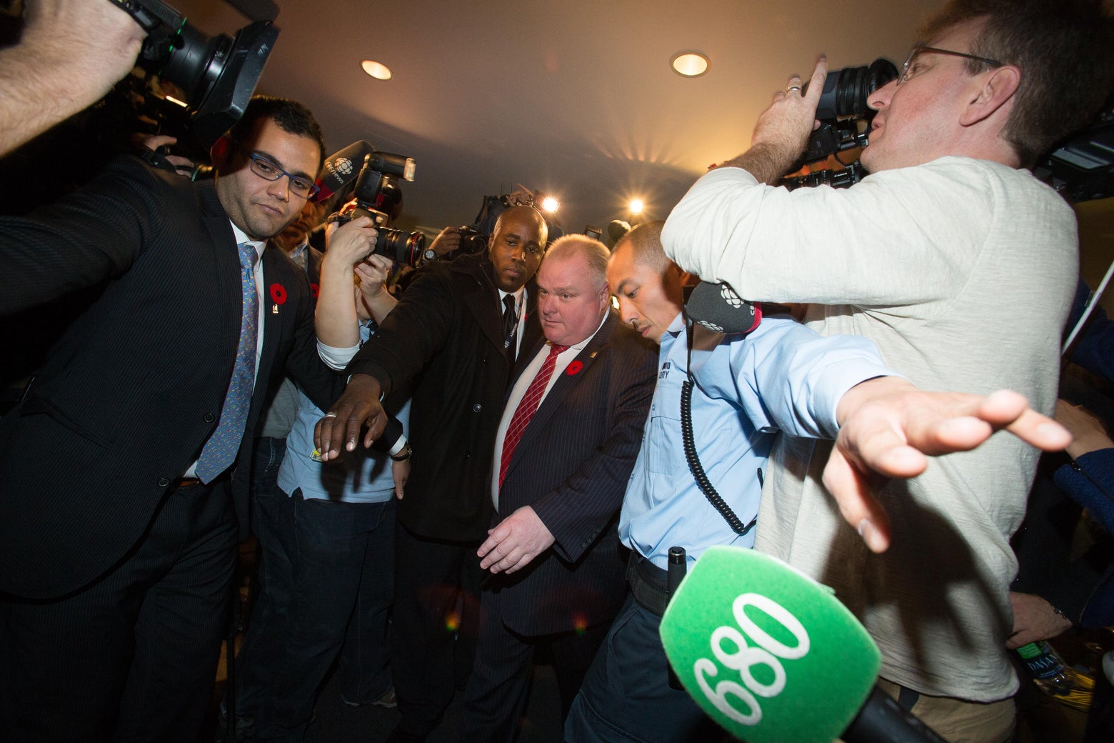 Rob Ford denies "eating pussy" VIDEO: Toronto mayor shocks at impromptu ...
