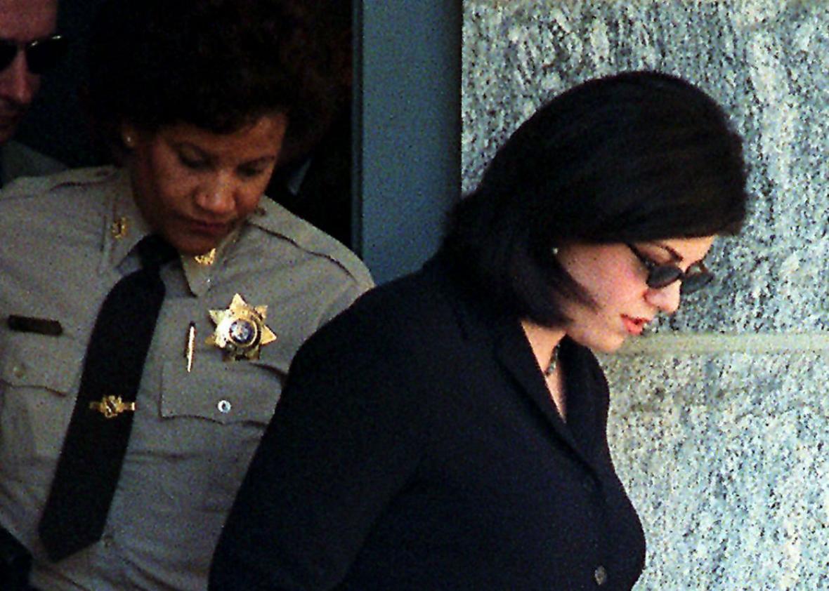 Journalist Allison Yarrow on misogyny in the news media of the 90s ...