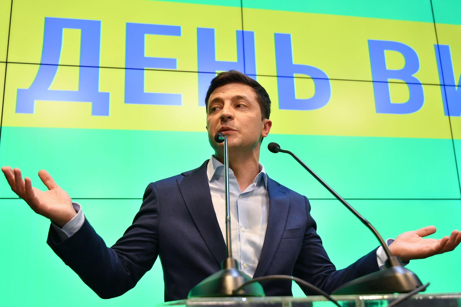 Volodymyr Zelensky: Comedian known for playing president on TV easily ...