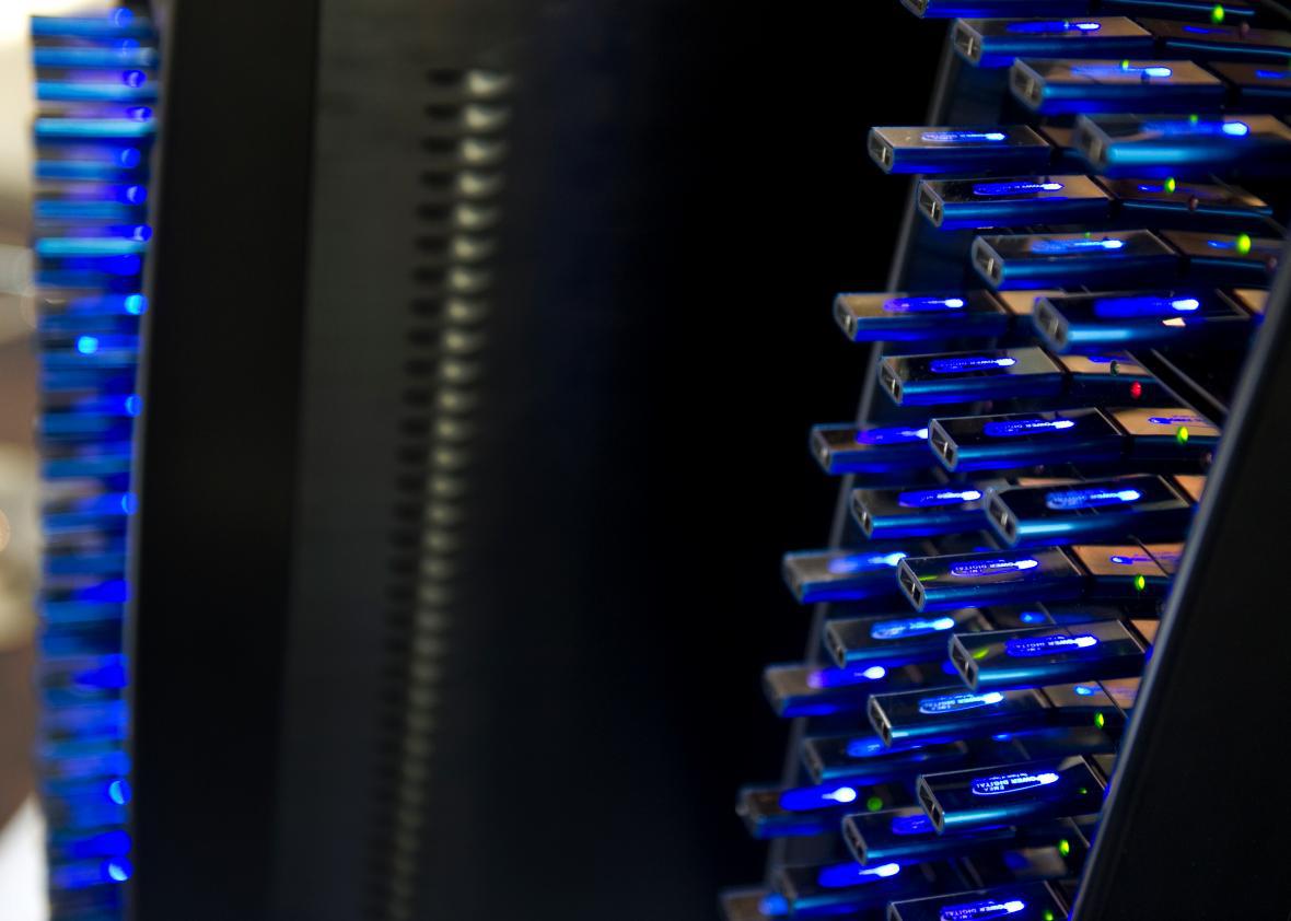 California's digital privacy law CalECPA requires a warrant for digital ...