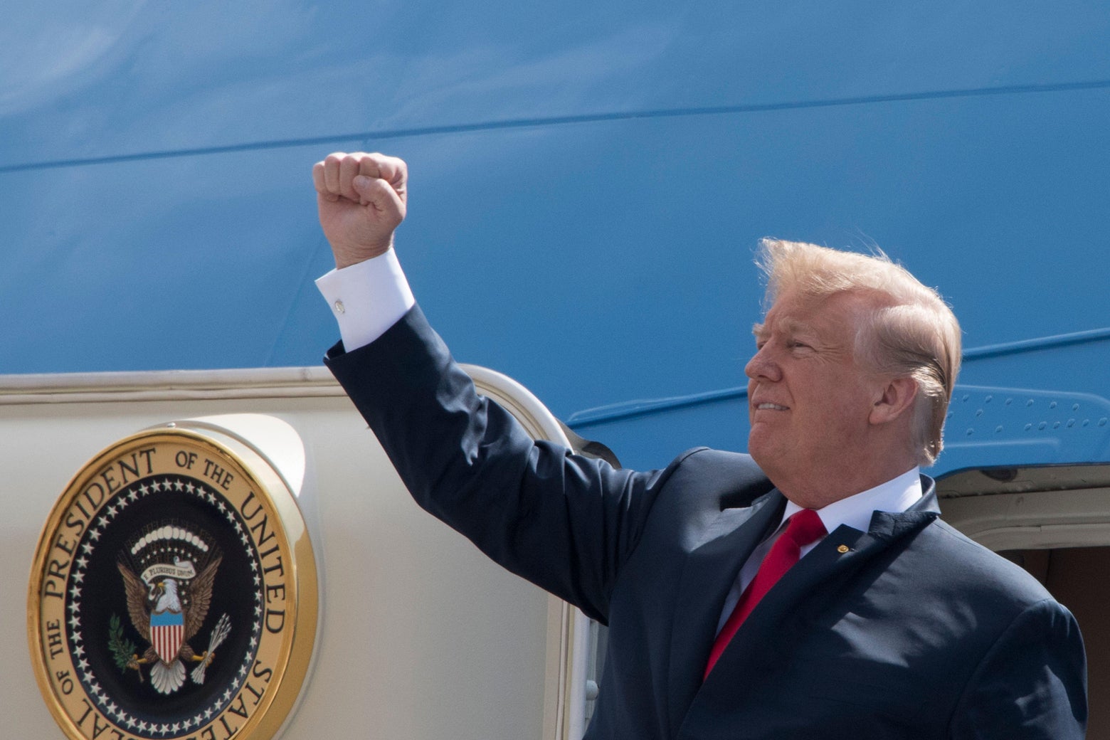 Trump tweets about the jobs numbers before they're released.