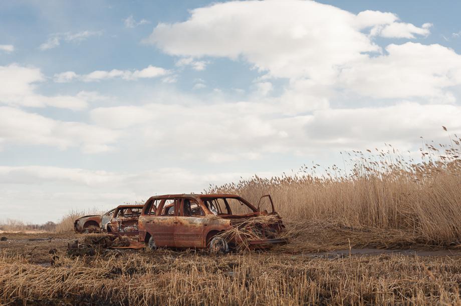 Liminal spaces: Photographs of areas where city meets nature.