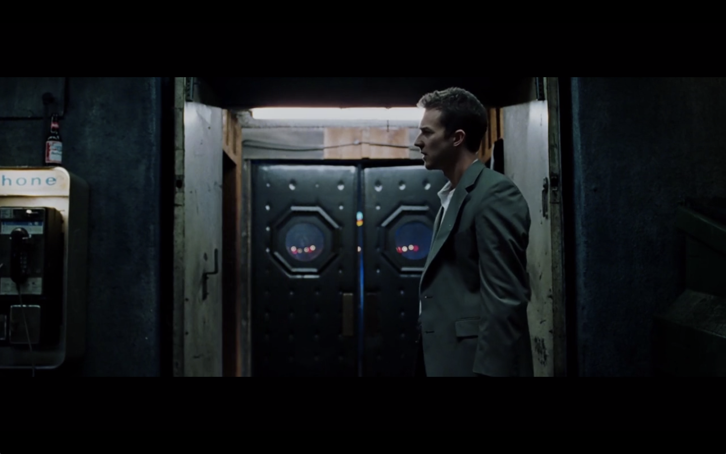 Fight Club minus Tyler Durden is pretty cool. (VIDEO)